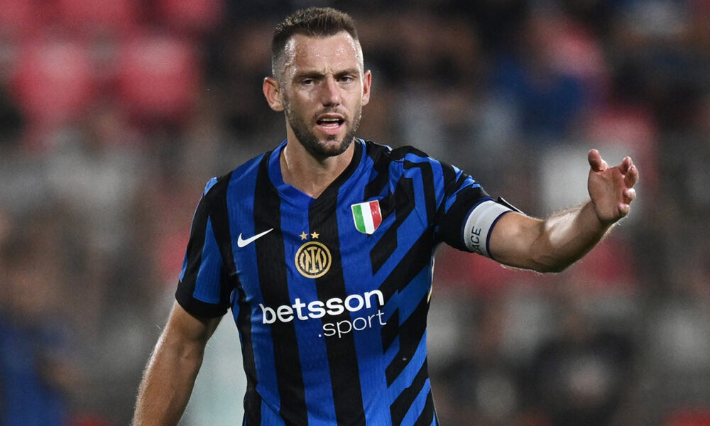 De Vrij pronto a lasciare l’Inter? La sua decisione lascia di stucco
